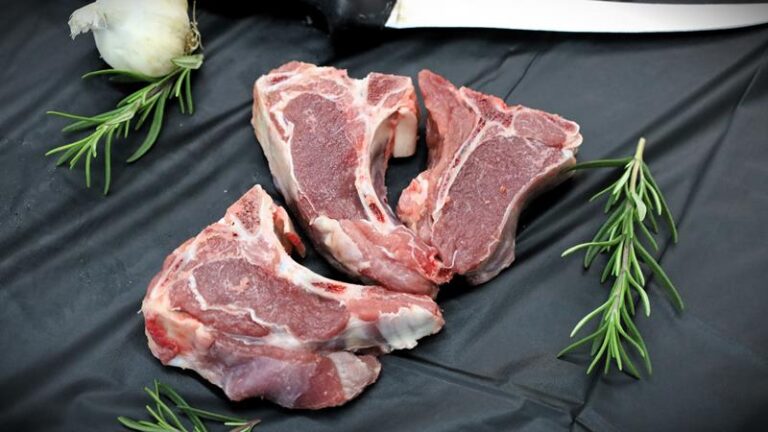 Grass-Fed Sheep & Lamb | Showalter's Country Meats